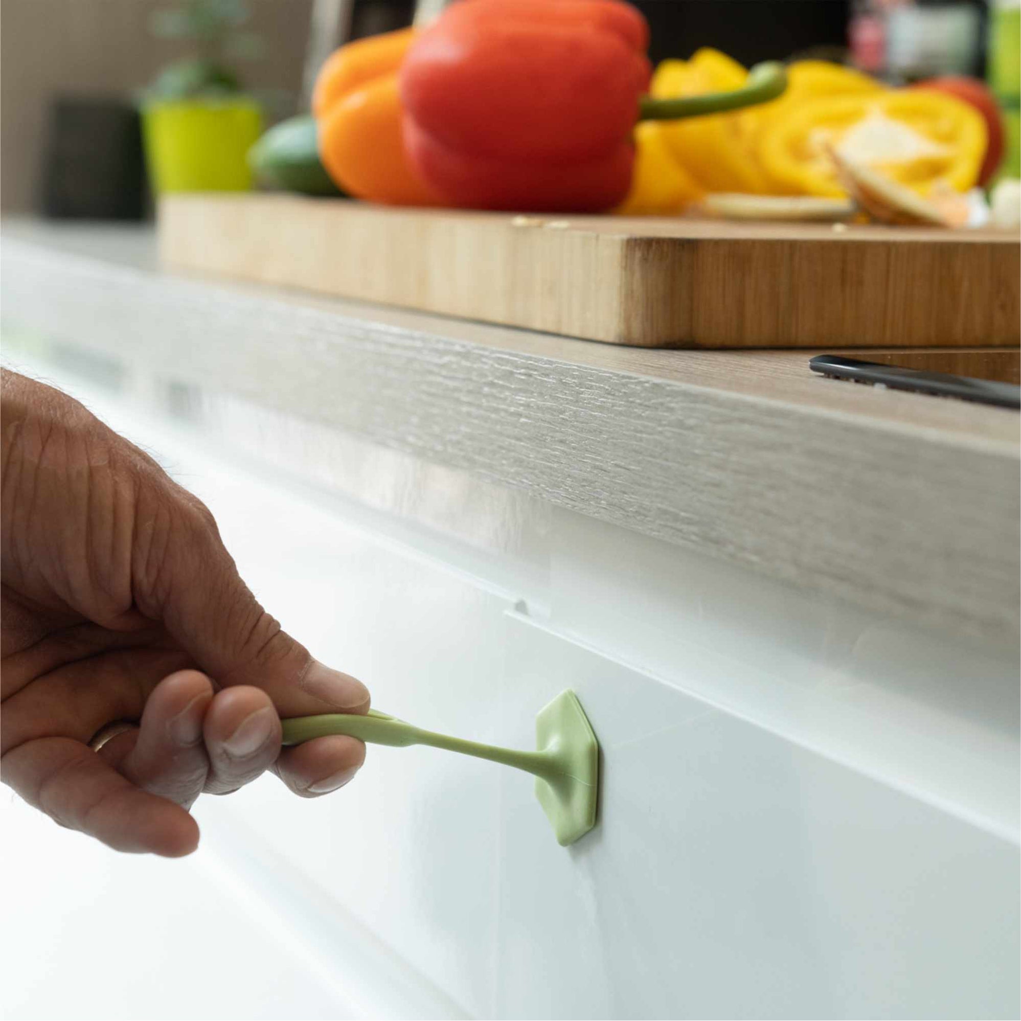 Grip Toggle Silicone Disability Aid - Pack of 4 - Story & Sons