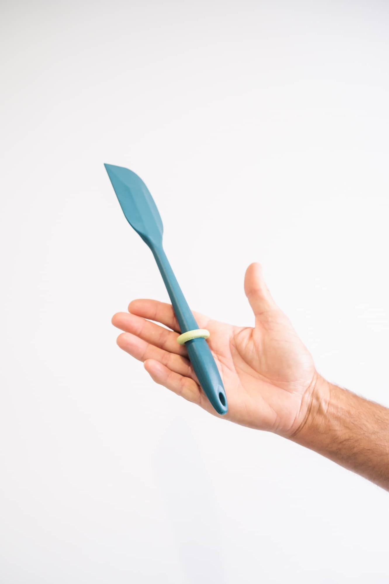 Grip Toggle Silicone Disability Aid - Pack of 4 - Story & Sons