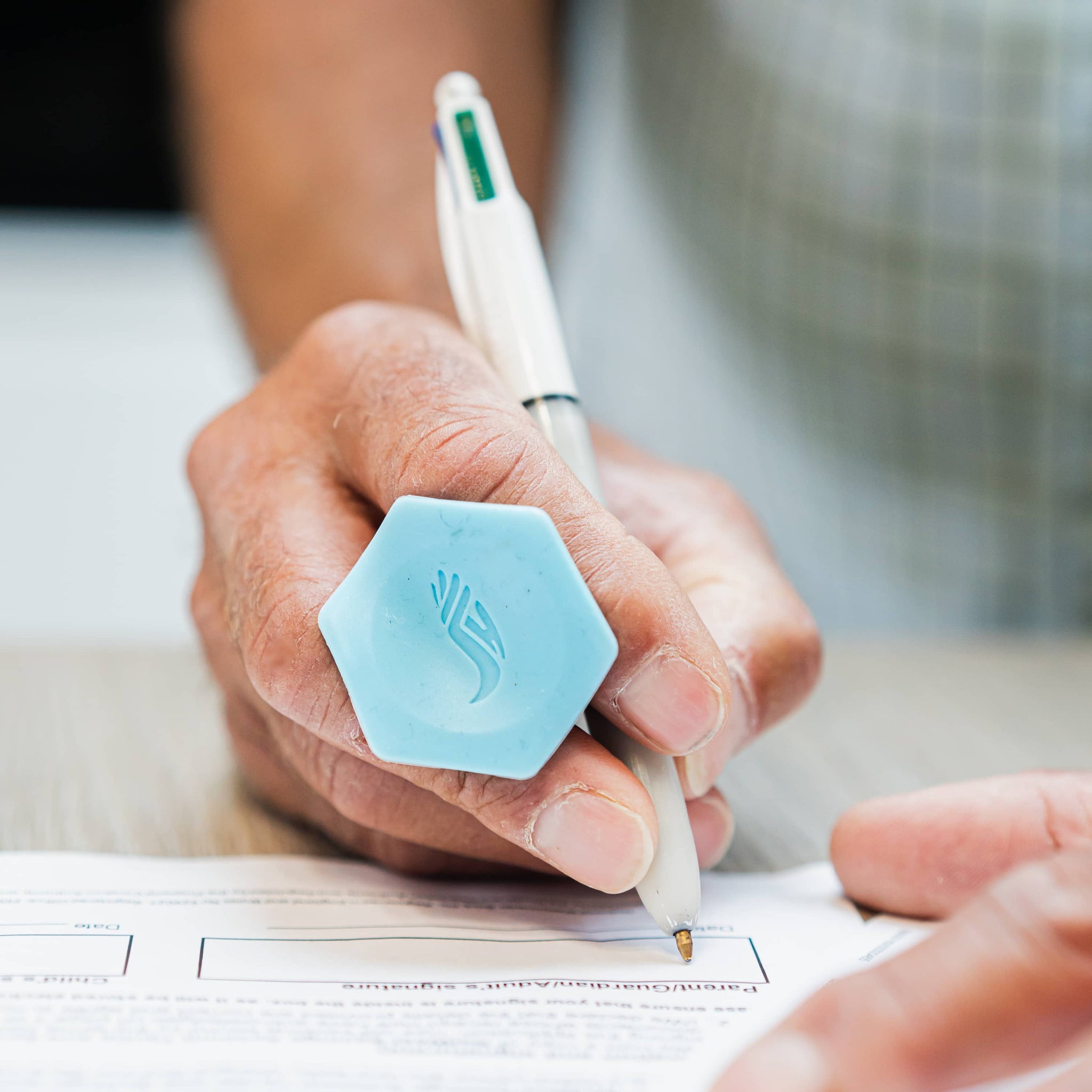 Grip Toggle Silicone Disability Aid - Pack of 4 - Story & Sons